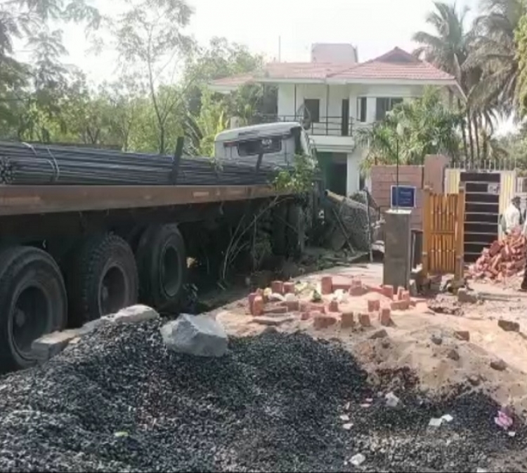Why residence of Border Range IG Kutch becomes targets of rash drivers ...
