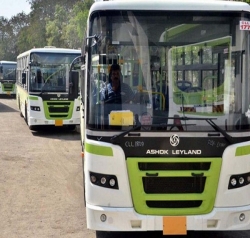 City bus service with 22 CNG will start in Bhuj CM gives in principle ...